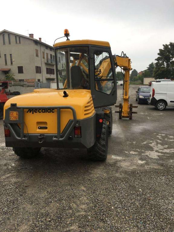 Mecalac 12MXT - Pelle sur pneus à vendre à Parma par Ar.An. Srl